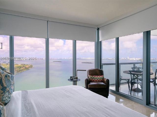 Luxury apartment complex for rent in Miami, Florida