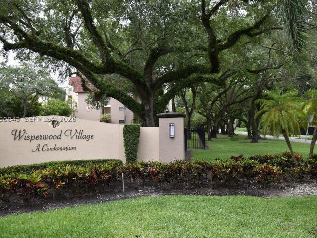 Luxury apartment complex for rent in Miami, Florida