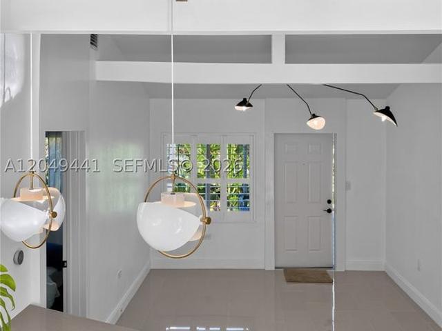 Luxury apartment complex for rent in Miami, Florida