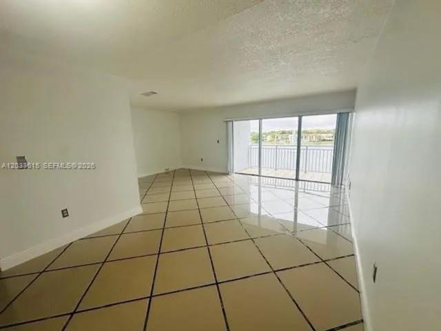 Luxury apartment complex for rent in Miami, Florida