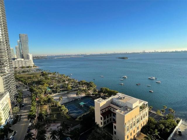 Luxury apartment complex for rent in Miami, Florida