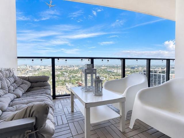 Luxury apartment complex for rent in Miami, Florida