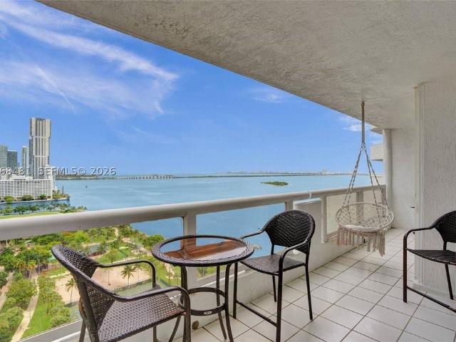 Luxury apartment complex for rent in Miami, Florida
