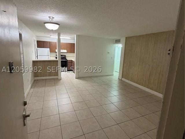Luxury apartment complex for rent in Miami, Florida