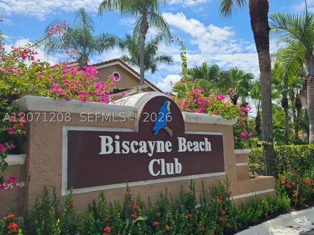 Luxury apartment complex for rent in Miami, Florida