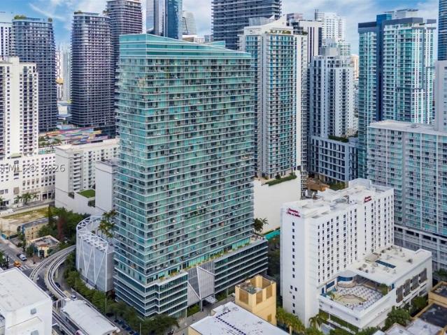 Luxury apartment complex for rent in Miami, Florida