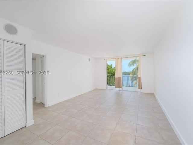 Luxury apartment complex for rent in Miami, Florida
