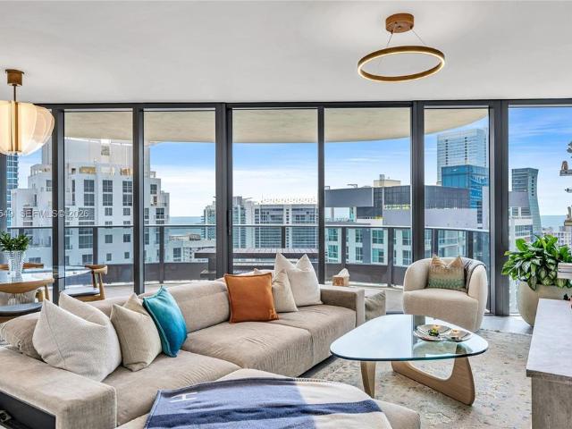 Luxury apartment complex for rent in Miami, Florida