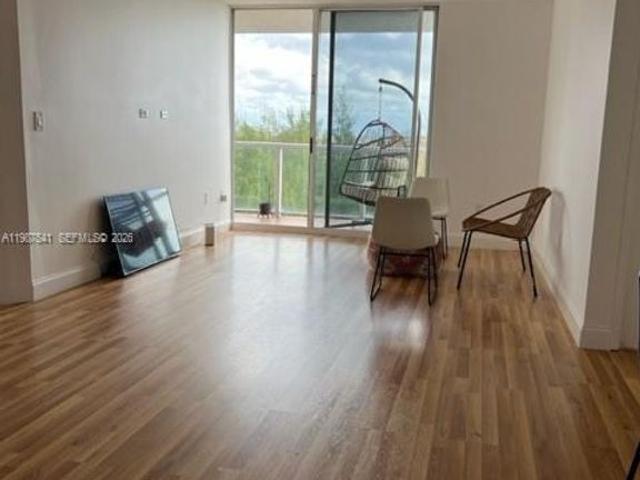 Luxury apartment complex for rent in Miami, Florida