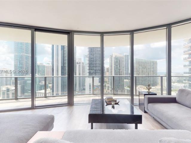 Luxury apartment complex for rent in Miami, Florida