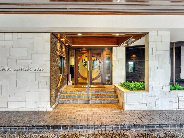 Luxury apartment complex for rent in Miami, Florida
