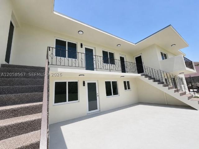 Luxury apartment complex for rent in Miami, Florida