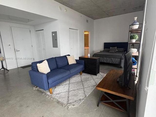 Luxury apartment complex for rent in Miami, Florida