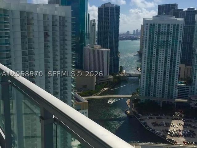 Luxury apartment complex for rent in Miami, Florida