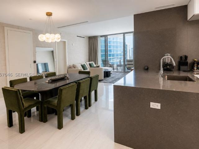 Luxury apartment complex for rent in Miami, Florida