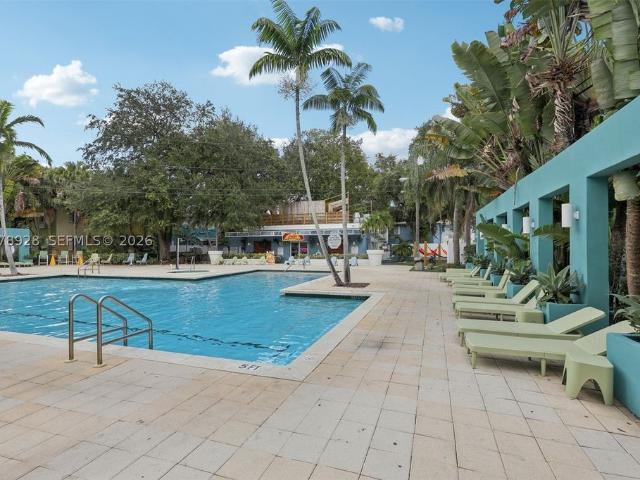 Luxury apartment complex for rent in Miami, Florida