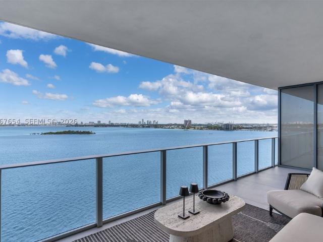 Luxury apartment complex for rent in Miami, Florida