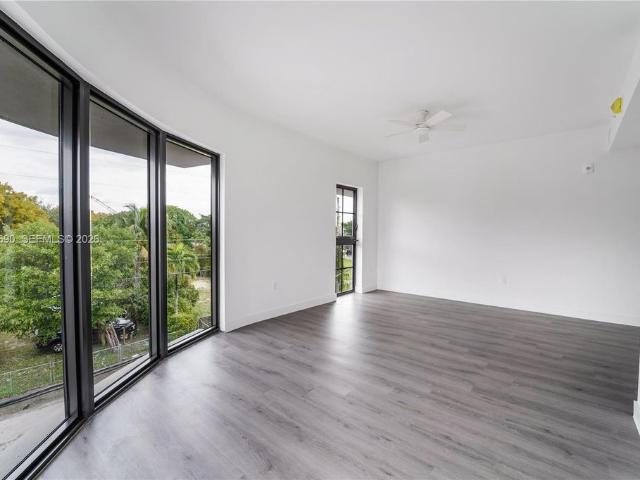Luxury apartment complex for rent in Miami, Florida
