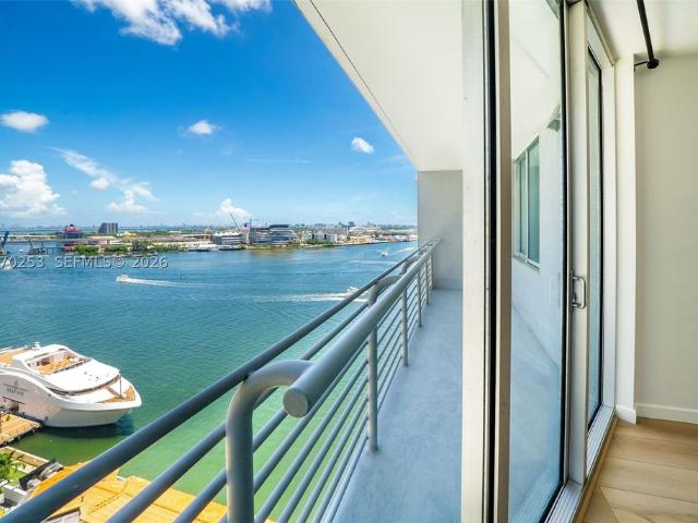 Luxury apartment complex for rent in Miami, Florida