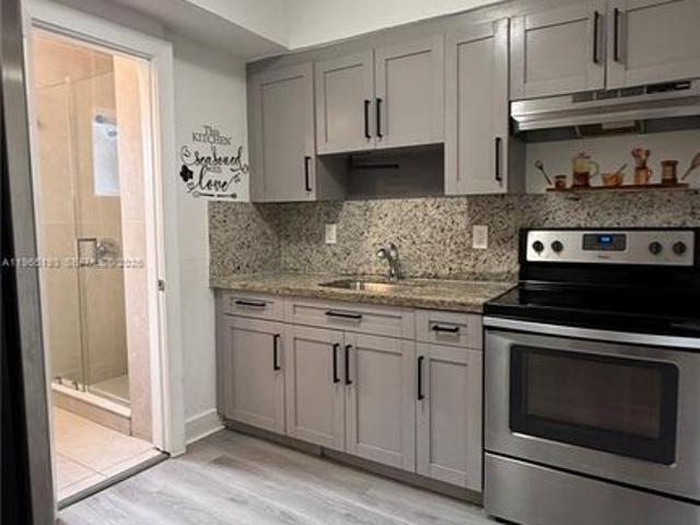 Luxury apartment complex for rent in Miami, Florida