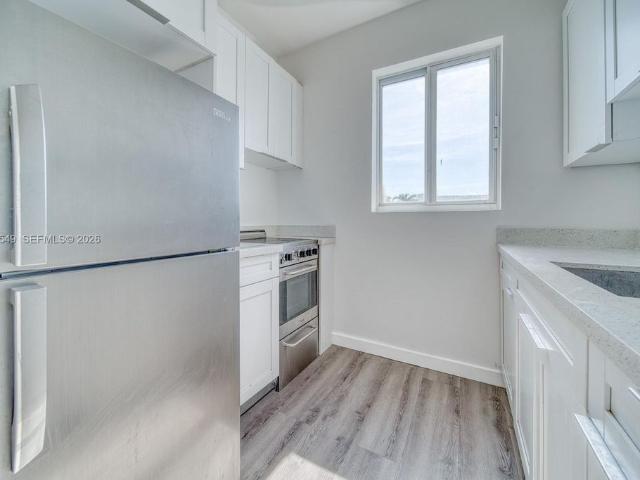 Luxury apartment complex for rent in Miami, Florida
