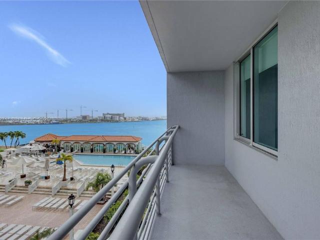 Luxury apartment complex for rent in Miami, Florida