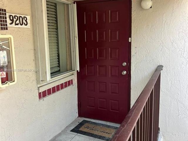 Luxury apartment complex for rent in Miami, Florida