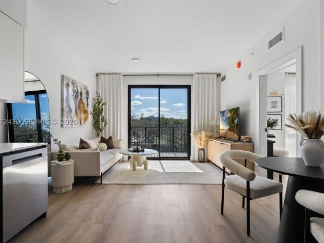 Luxury apartment complex for rent in Miami, Florida