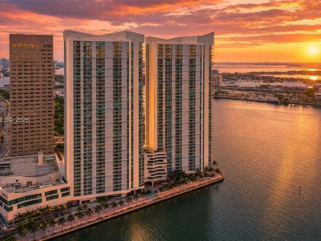 Luxury apartment complex for rent in Miami, Florida