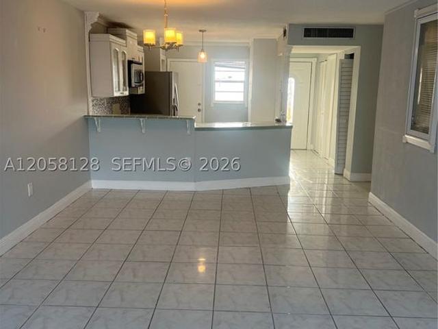 Luxury apartment complex for rent in Miami, Florida