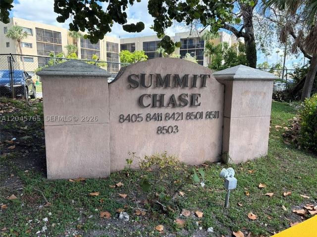 Luxury apartment complex for rent in Miami, Florida