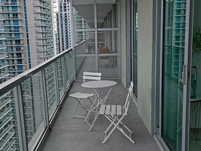 Luxury apartment complex for rent in Miami, Florida