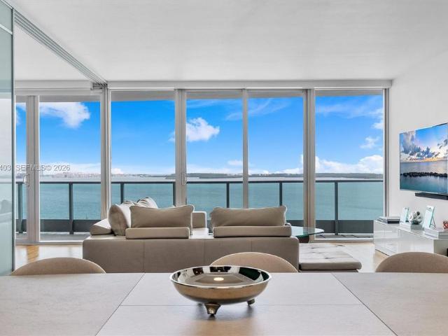Luxury apartment complex for rent in Miami, Florida
