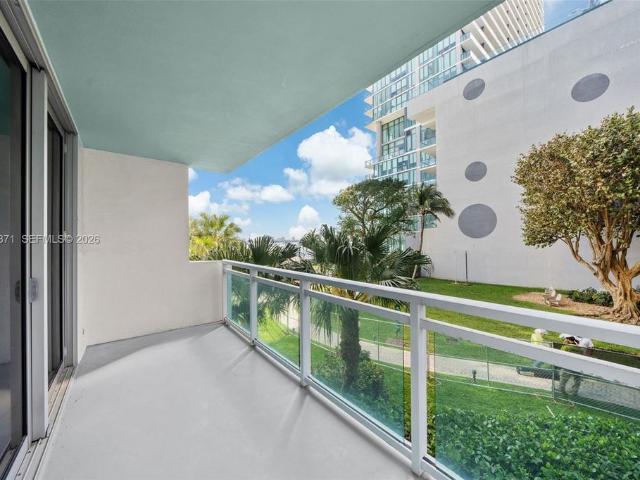 Luxury apartment complex for rent in Miami, Florida