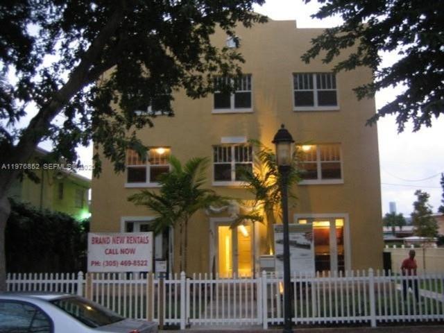 Luxury apartment complex for rent in Miami, Florida