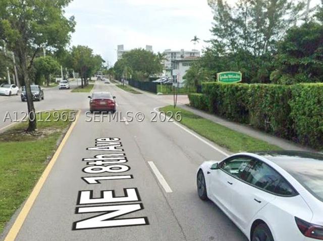 Luxury apartment complex for rent in Miami, Florida
