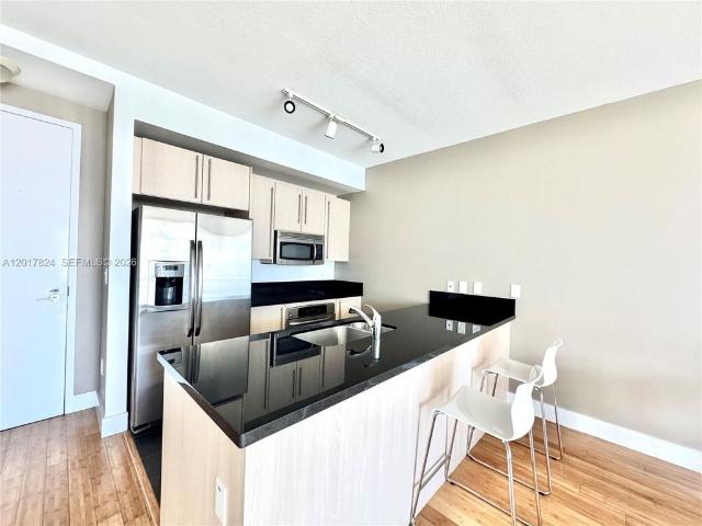 Luxury apartment complex for rent in Miami, Florida