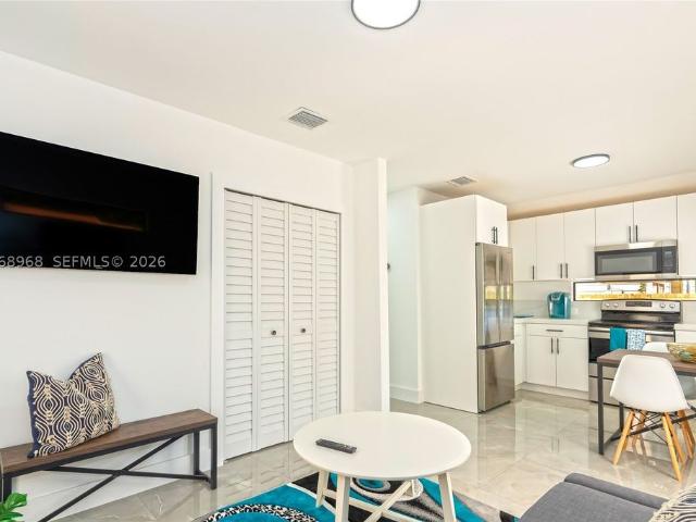 Luxury apartment complex for rent in Miami, Florida