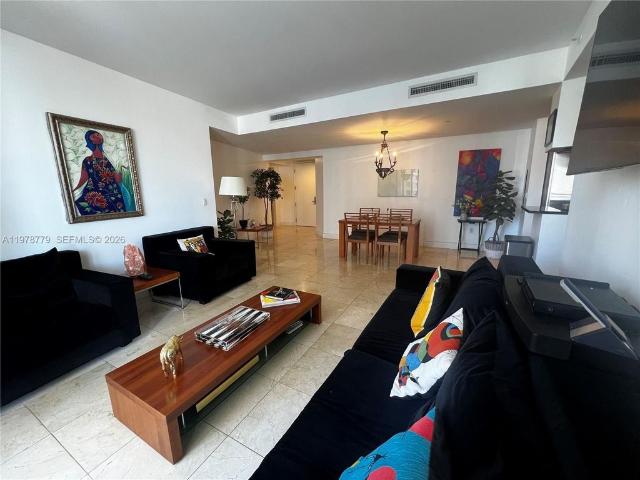 Luxury apartment complex for rent in Miami, Florida