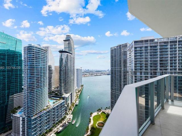 Luxury apartment complex for rent in Miami, Florida