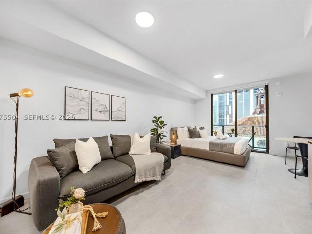 Luxury apartment complex for rent in Miami, Florida