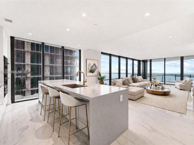 Luxury apartment complex for rent in Miami, Florida