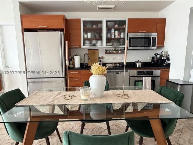 Luxury apartment complex for rent in Miami, Florida