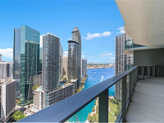 Luxury apartment complex for rent in Miami, Florida