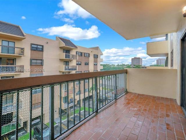 Luxury apartment complex for rent in Miami, Florida