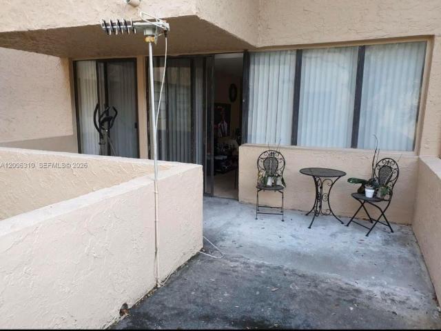 Luxury apartment complex for rent in Miami, Florida