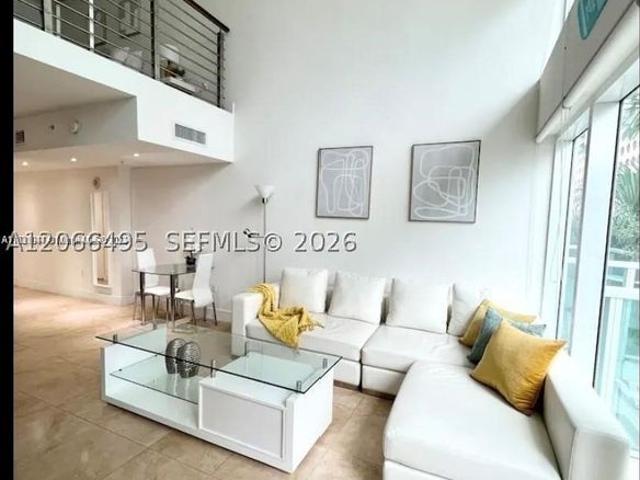 Luxury apartment complex for rent in Miami, Florida