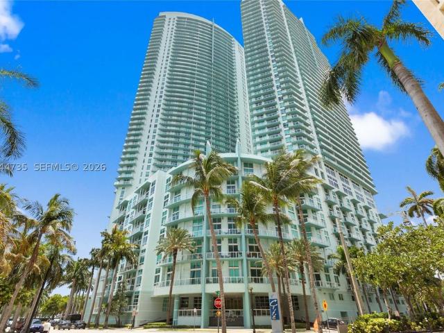 Luxury apartment complex for rent in Miami, Florida