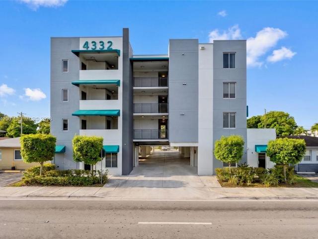Luxury apartment complex for rent in Miami, Florida