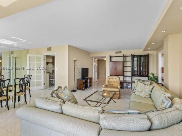 Luxury apartment complex for rent in Miami, Florida